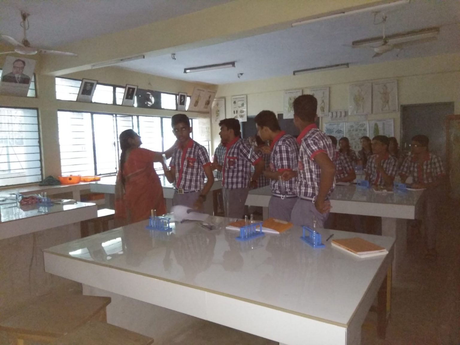 Labs - Physics/Chemistry/Biology | PM SHRI Kendriya Vidyalaya Thrissur ...