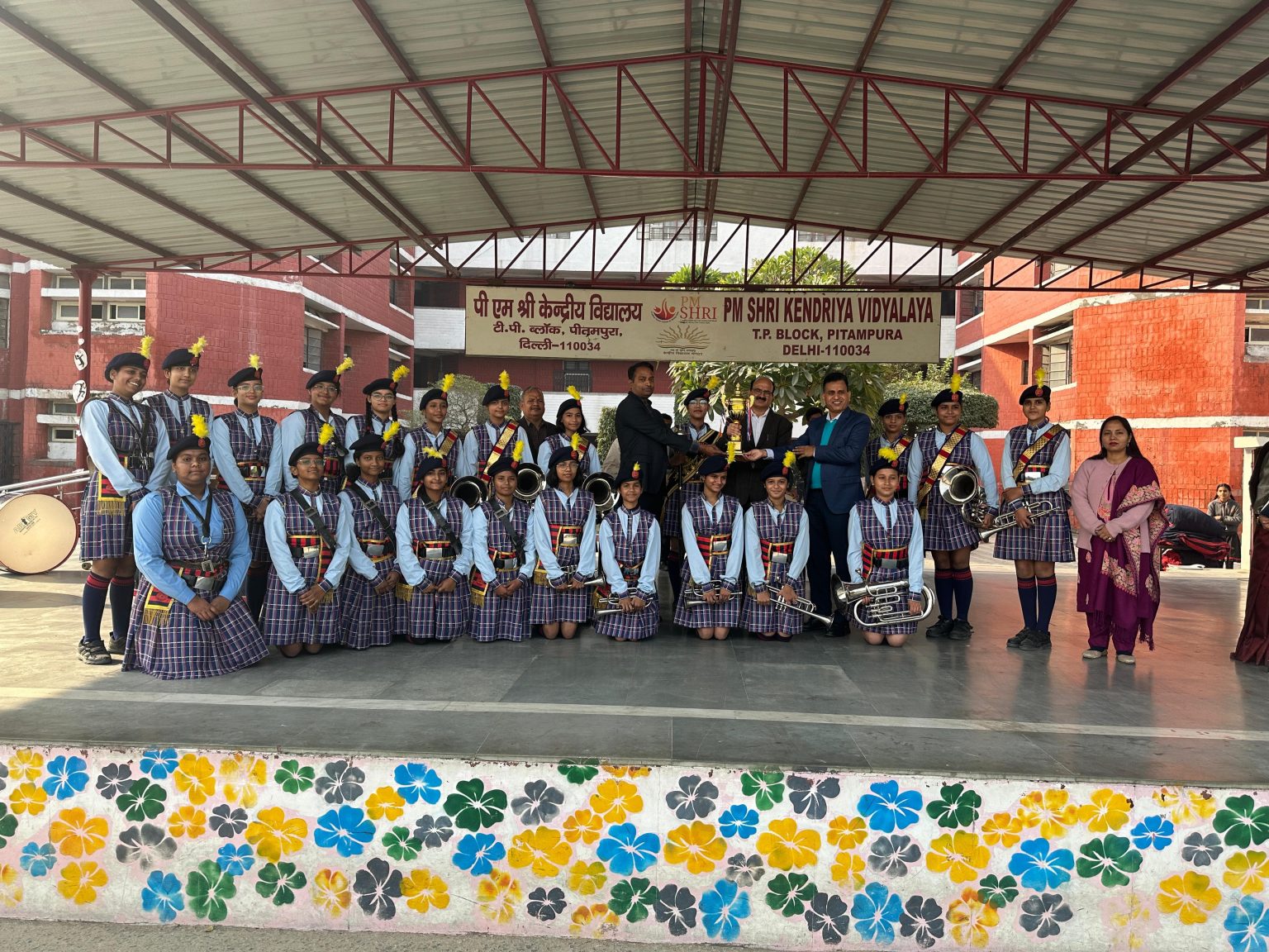 Sh. Sardar Singh Chauhan, Deputy Commissioner, KVS, RO, Delhi visited ...